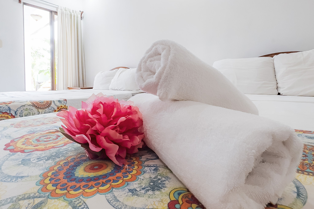 Triple Rooms Two Beds | Hostels Arenal Volcano